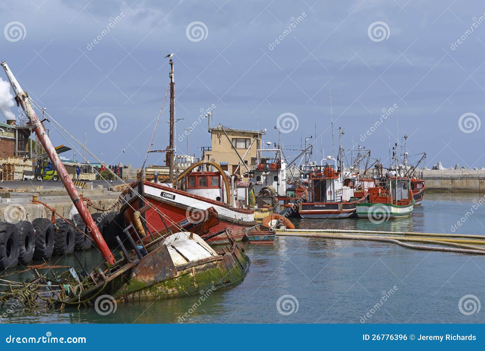 Sunken Trawler editorial photo. Image of transport, ship - 26776396