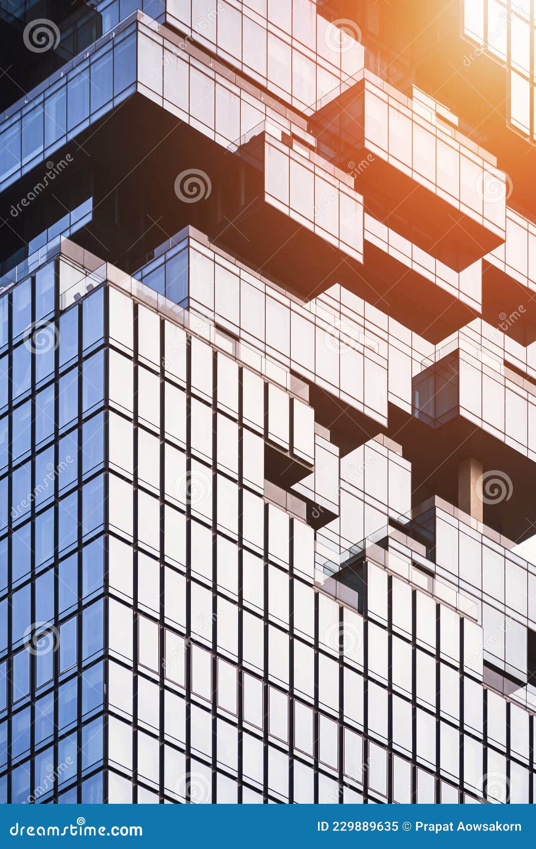 Sunlight on Geometric Pattern Surface of Modern Glass Office Building ...