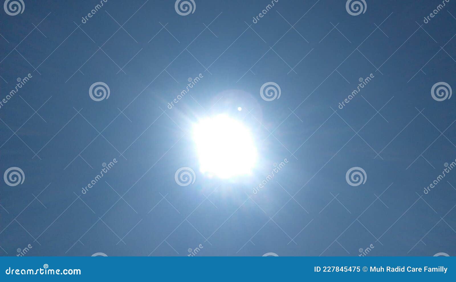 This is the Sunlight in the Sky at Noon Stock Image - Image of noon ...