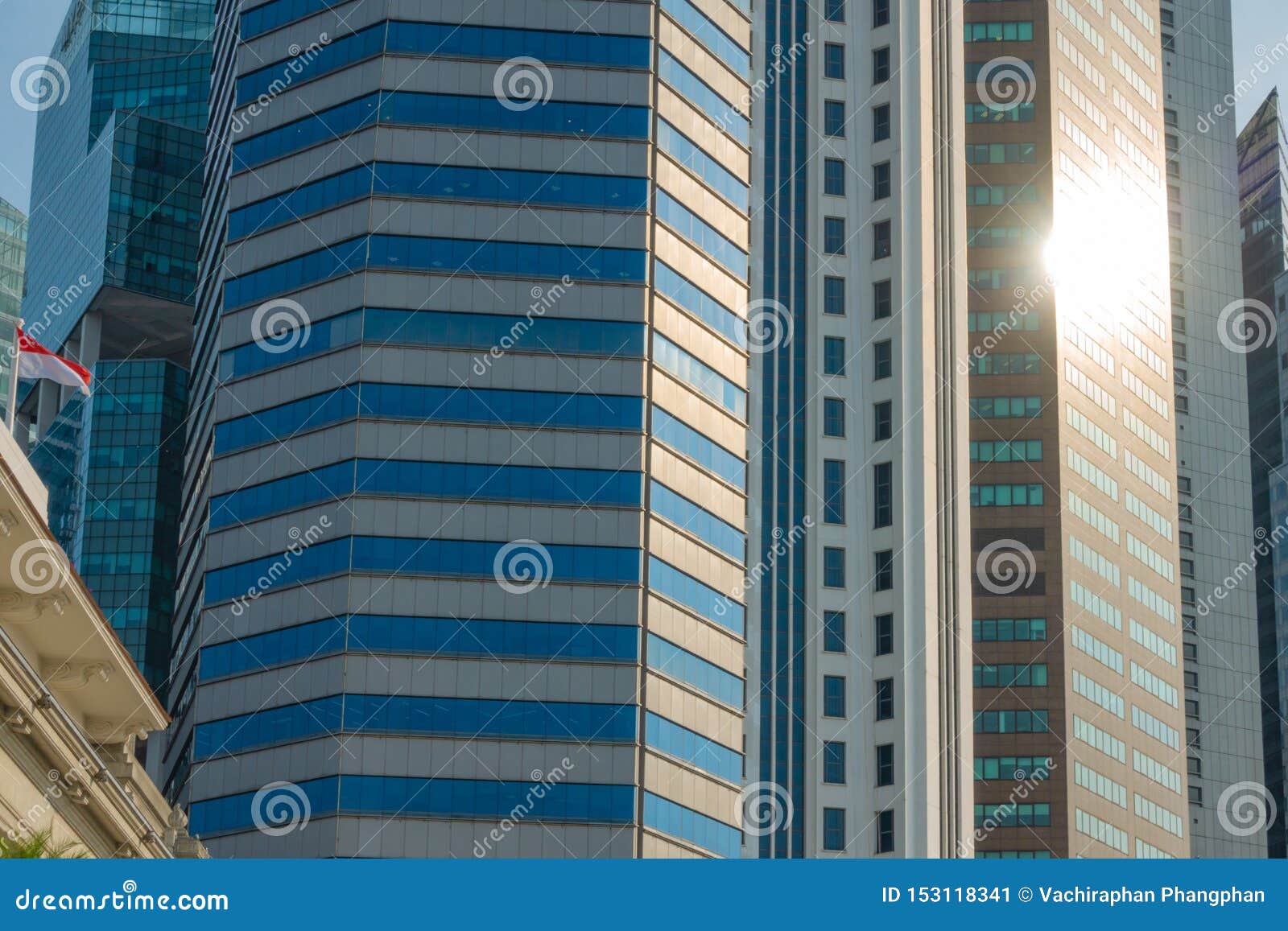 Sunlight of Sun Reflect on Mirror of Skyscraper Stock Image - Image of ...