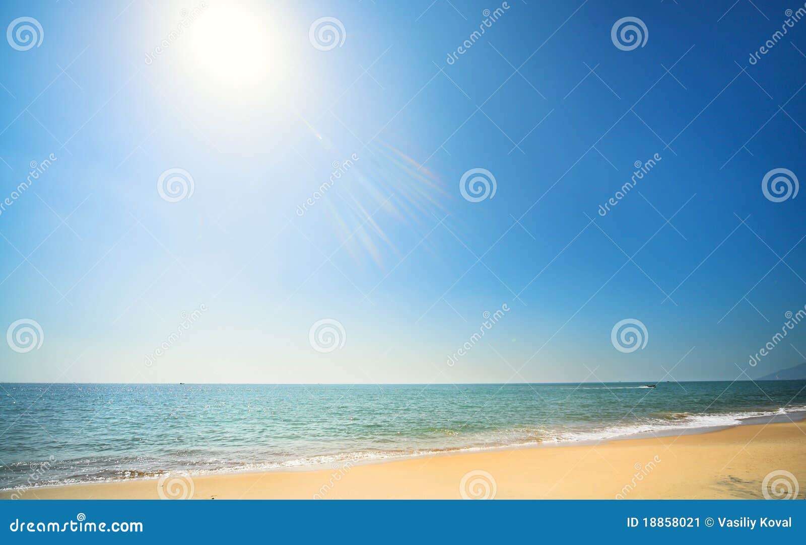 Sunny beach stock image. Image of natural, peaceful, beauty - 18858021