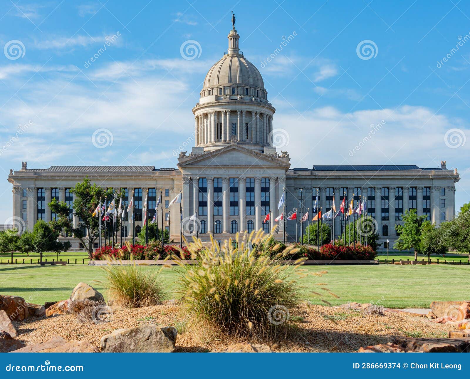 Sunny Exterior View of the Oklahoma State Capitol Stock Photo - Image ...