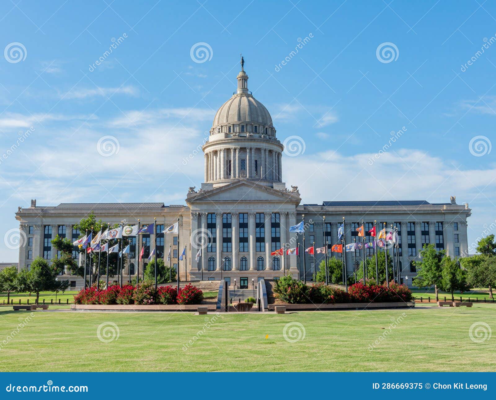 Sunny Exterior View of the Oklahoma State Capitol Editorial Image ...