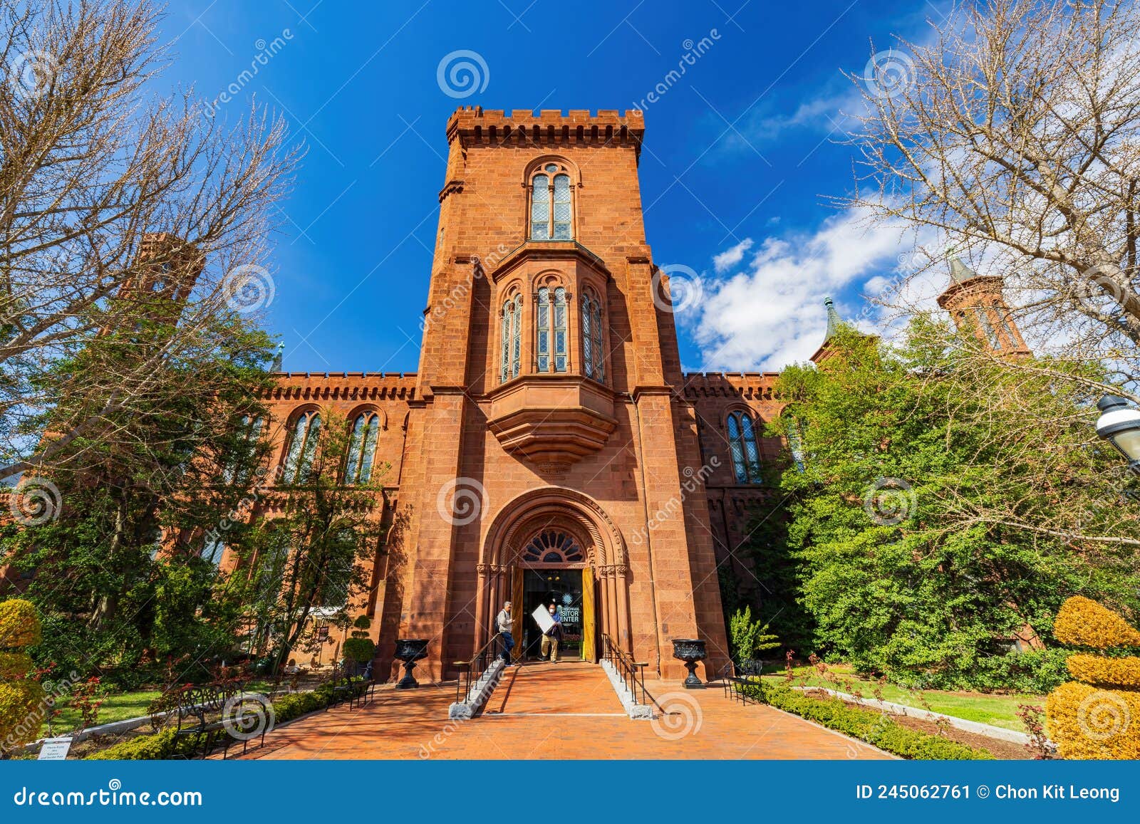 Sunny Exterior View of the Smithsonian Castle Editorial Photo - Image ...