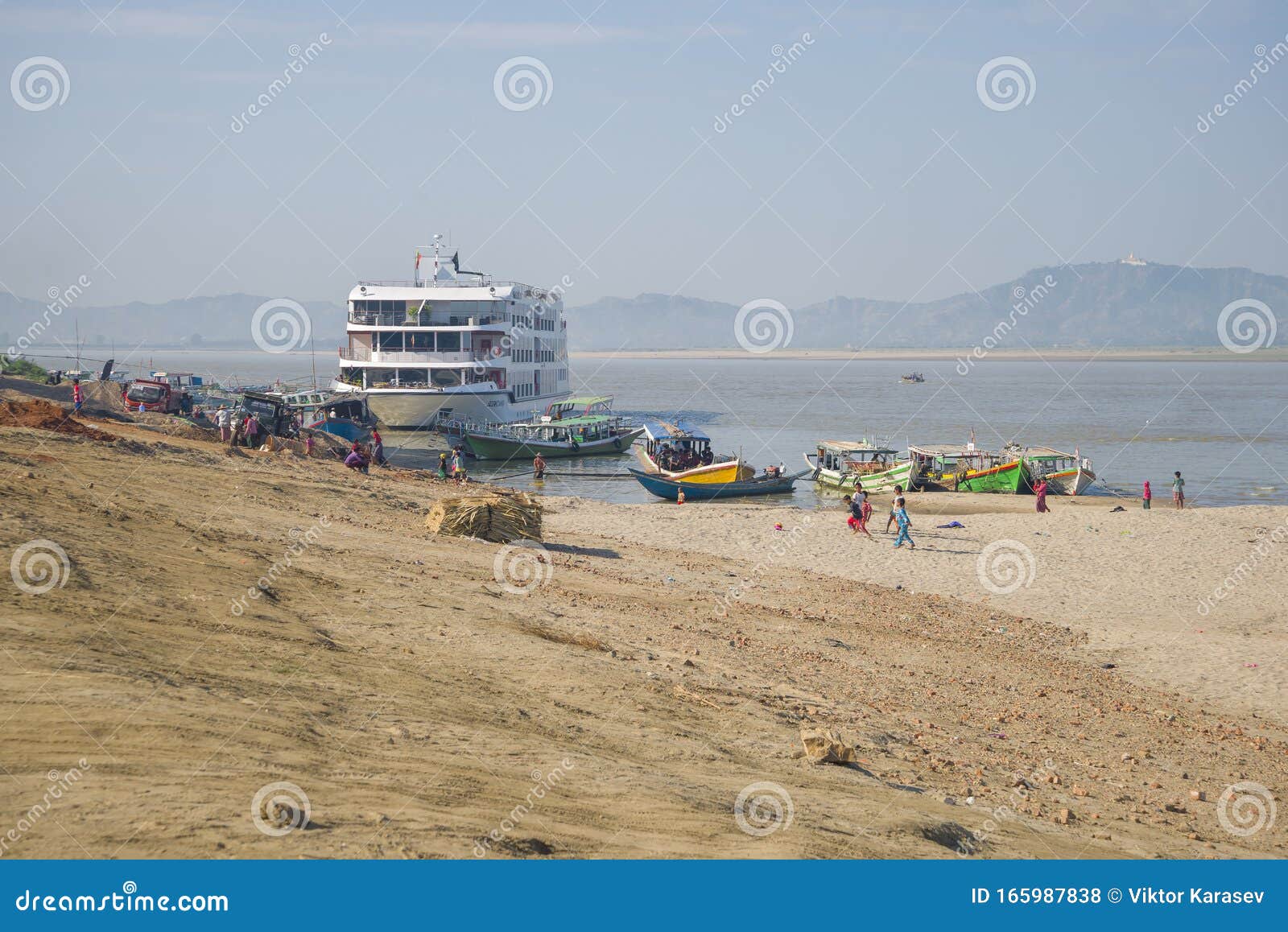 Sunny Morning on the Banks of the Irrawaddy River, Myanmar Editorial ...