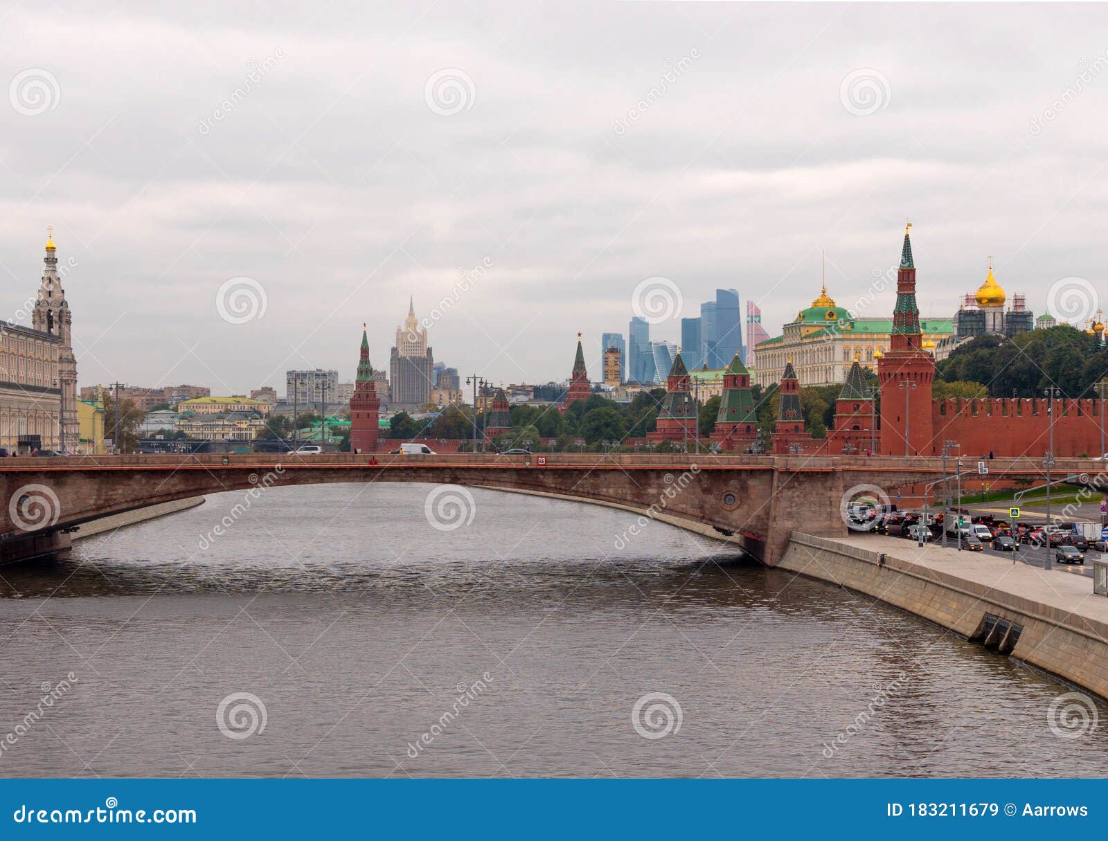 Sunny Summer Day Moscow River Bay Kremlin Stock Image - Image of ...