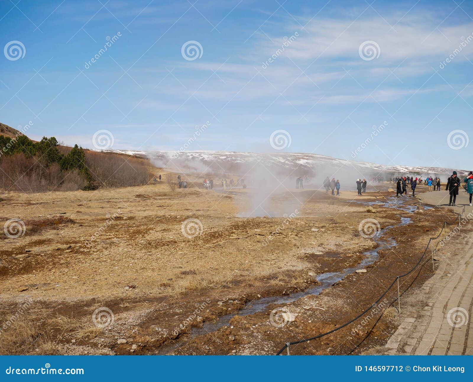 Sunny View of the Great Geysir Editorial Photography - Image of travel ...