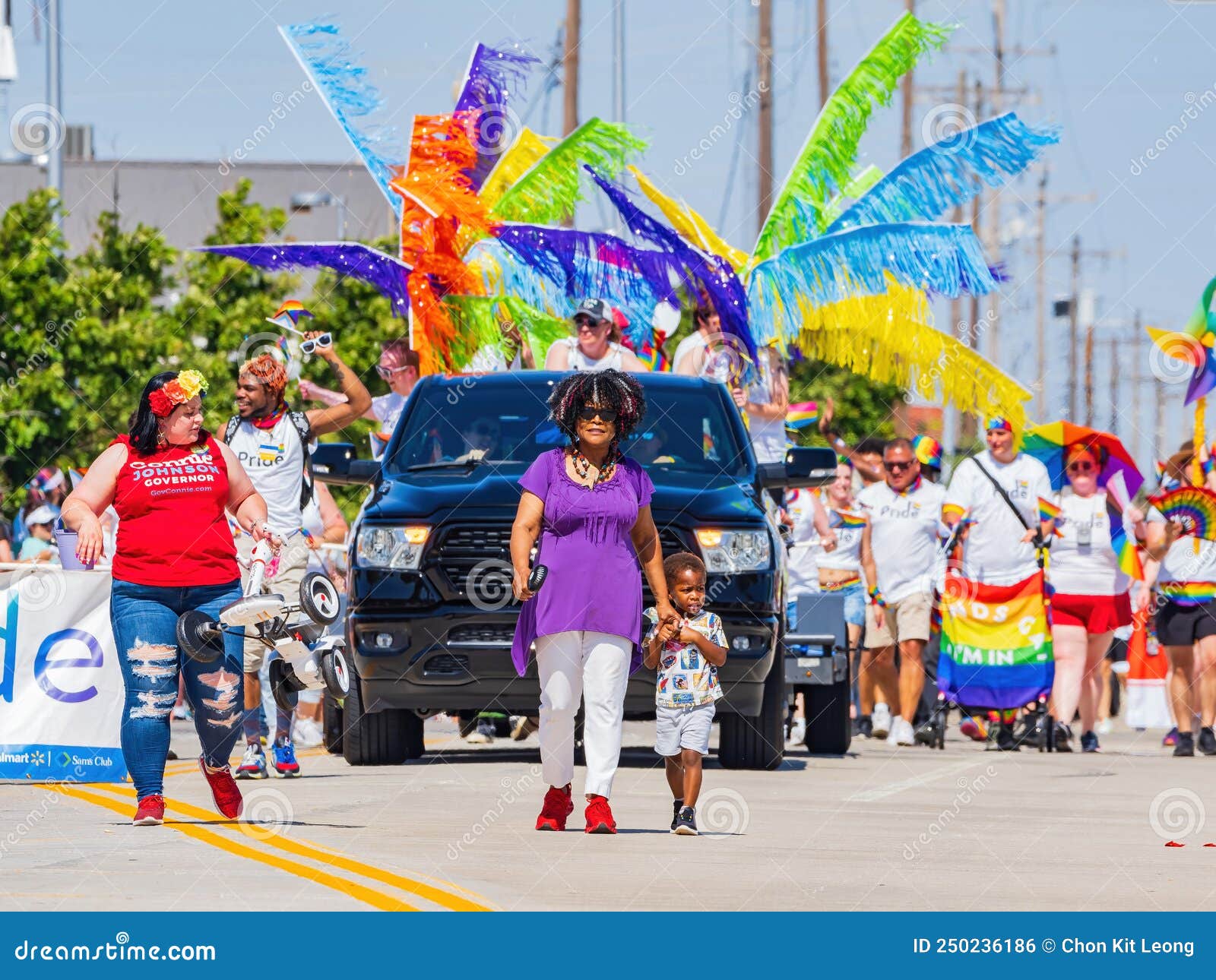 Sunny View of the Oklahoma City Pride Pridefest Parade Editorial Photo ...