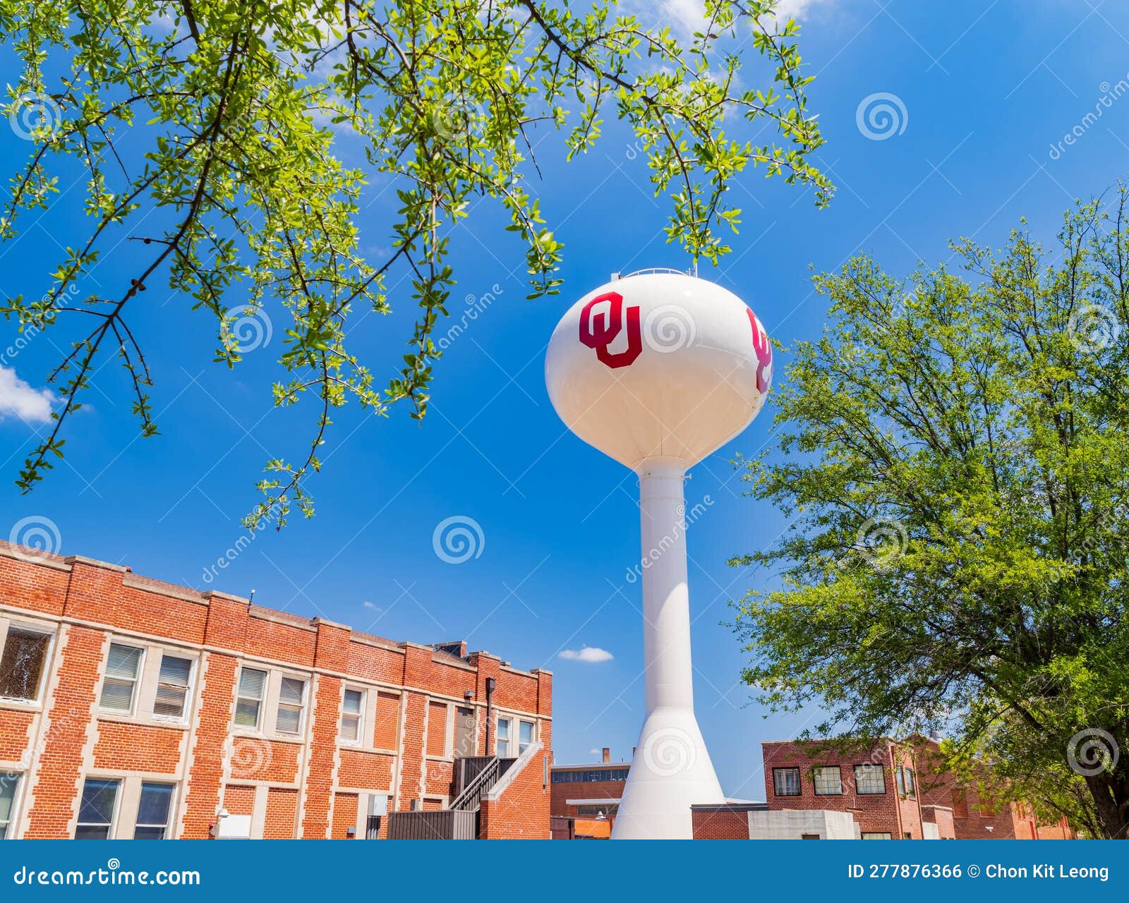 Sunny View of the OU Water Tower of University of Oklahoma Editorial ...