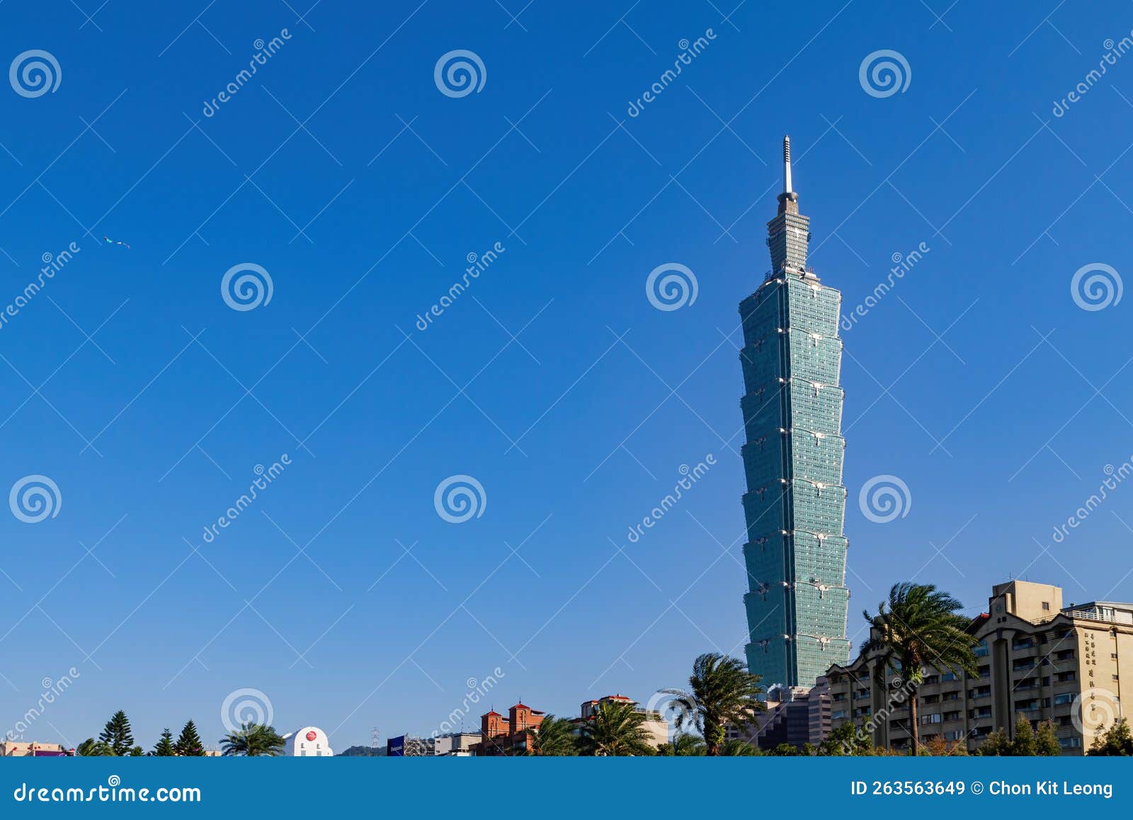 Sunny View of the Taipei 101 Editorial Stock Image - Image of asia ...
