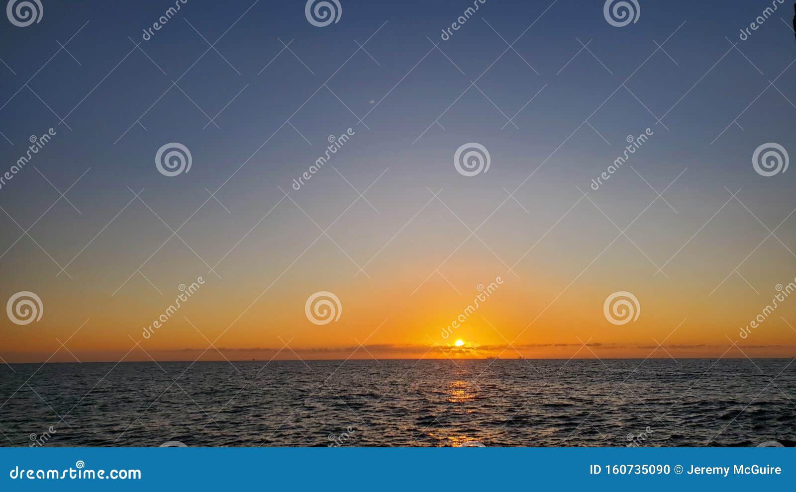 Sunray stock photo. Image of sunray, ocean, arrays, tropical - 160735090