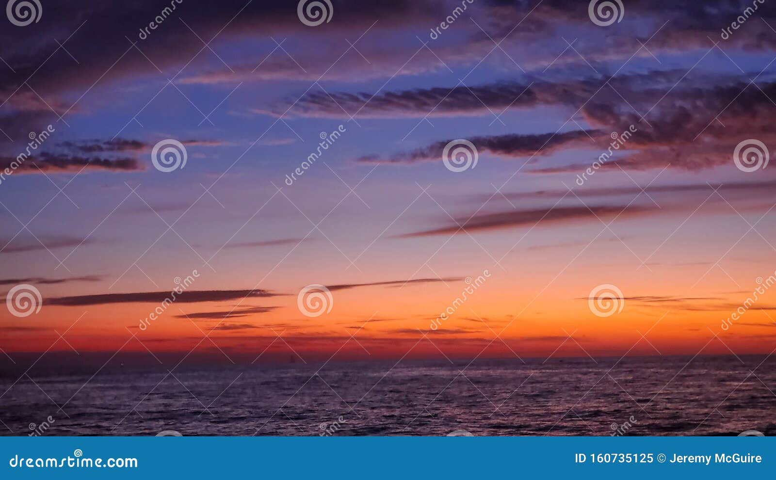 Sunray stock image. Image of ocean, arrays, tropical - 160735125