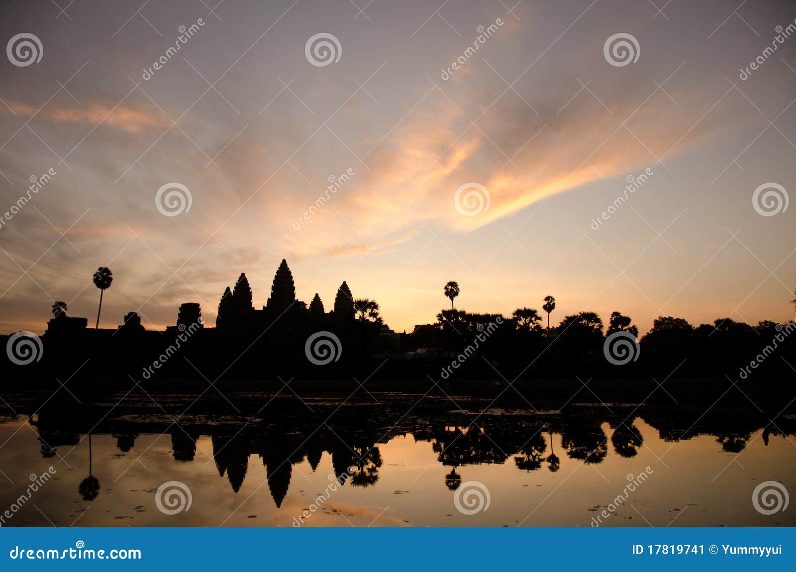 Sunrise at Angkor Wat stock image. Image of cambodia - 17819741