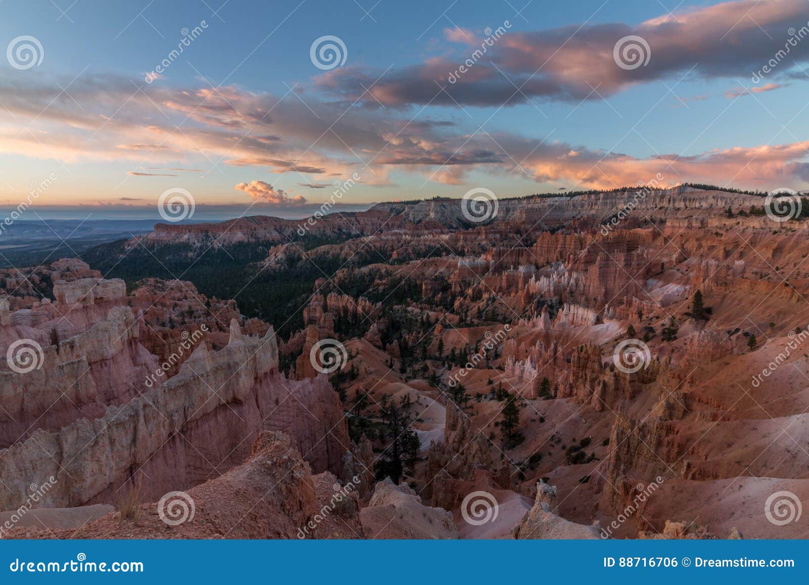 Sunrise at Bryce Canyon in Fall Stock Photo - Image of sunrise, canyon ...