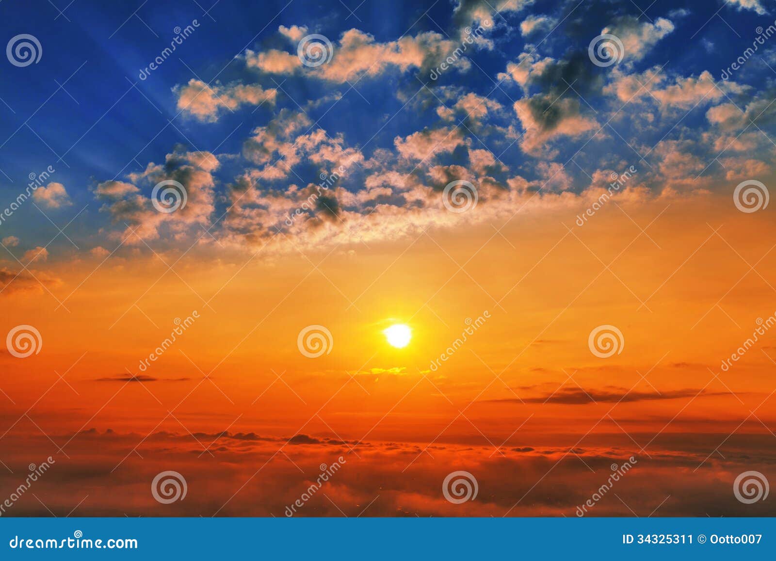 Sunrise with Clouds and Rays of Light Stock Image - Image of light ...