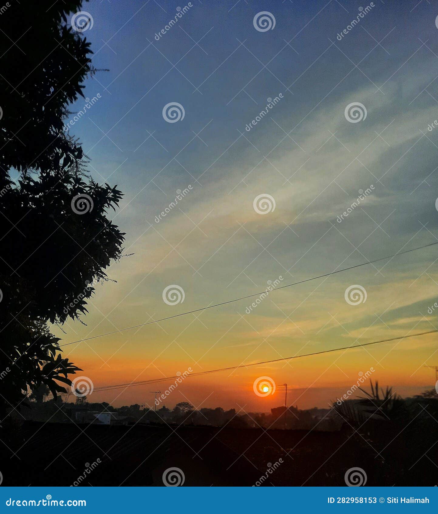 Sunrise from the Eastern Horizon Stock Image - Image of sunlight ...
