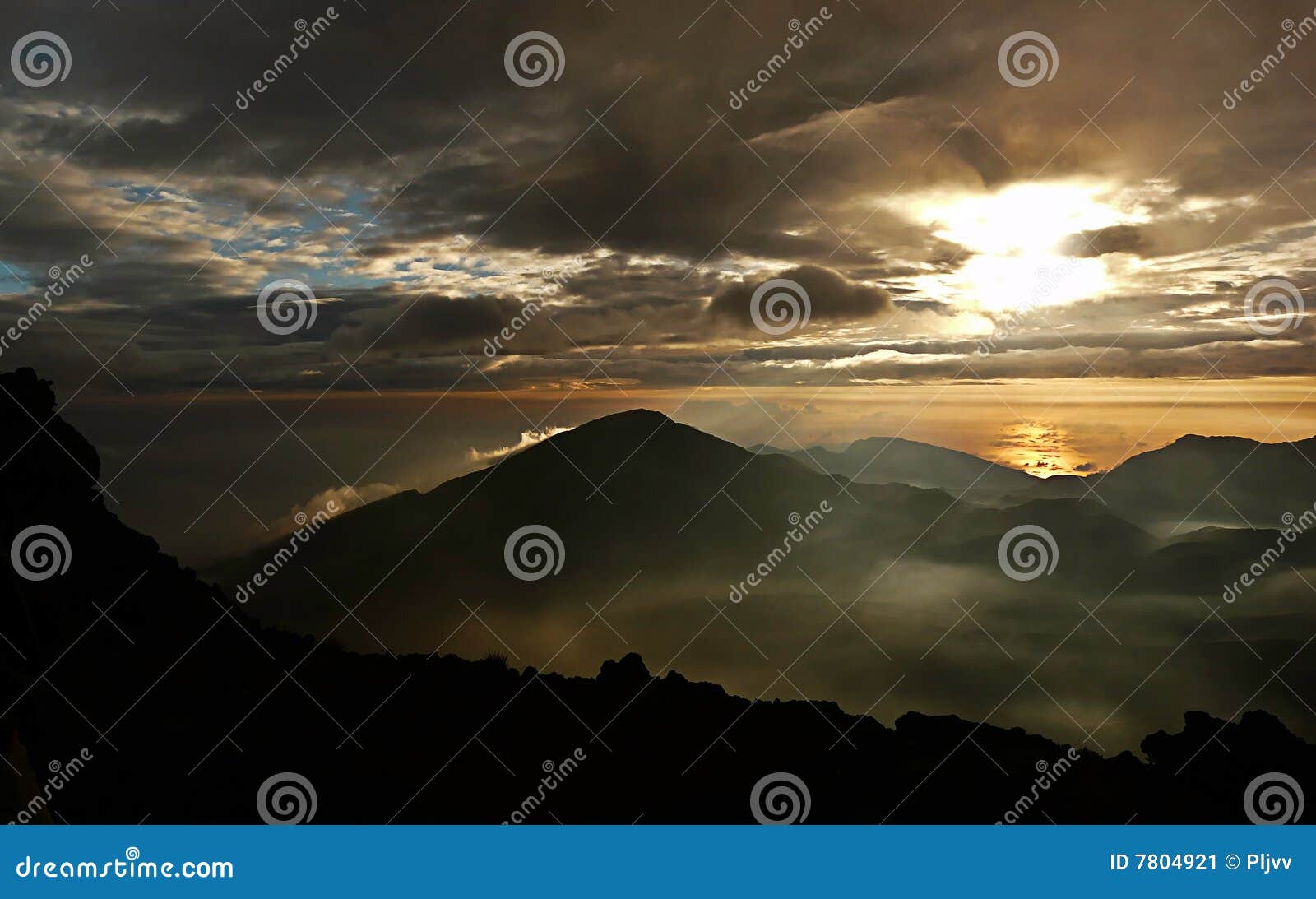 Sunrise Haleakala volcano stock image. Image of sunrise - 7804921