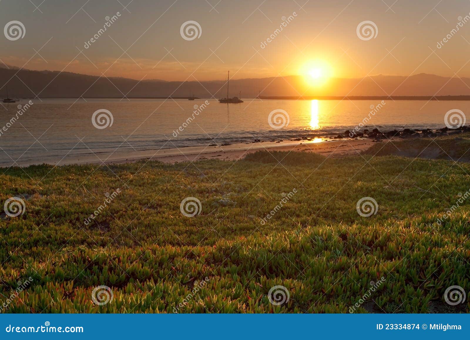 Sunrise at Half Moon Bay stock photo. Image of bright - 23334874