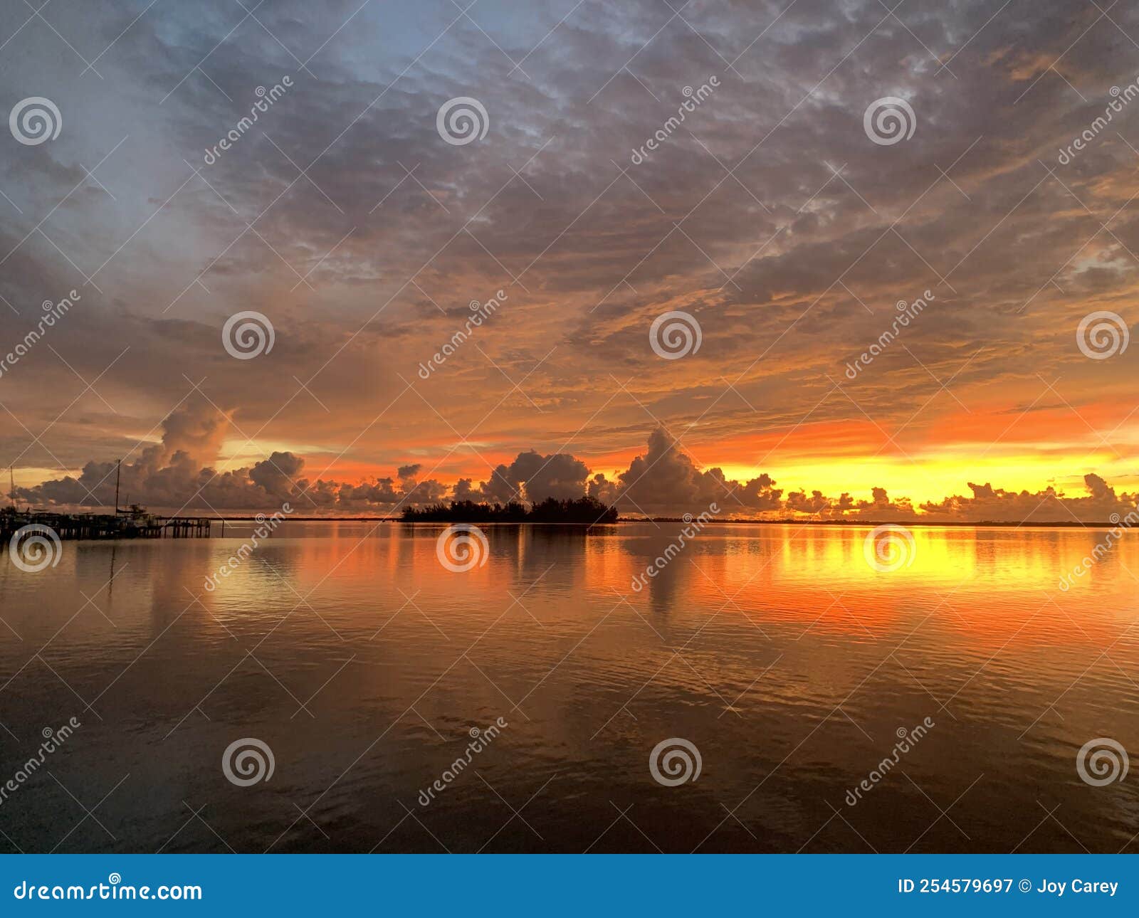 Sunrise on the Indian River Lagoon Stock Image - Image of horizon ...