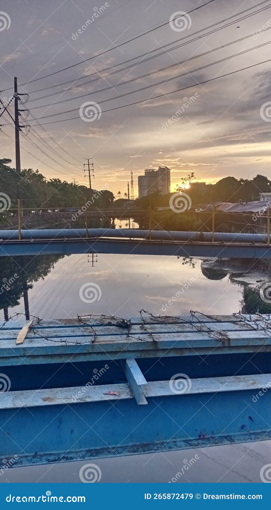 Sunrise in the Morning Monday Stock Image - Image of bridge, transport ...