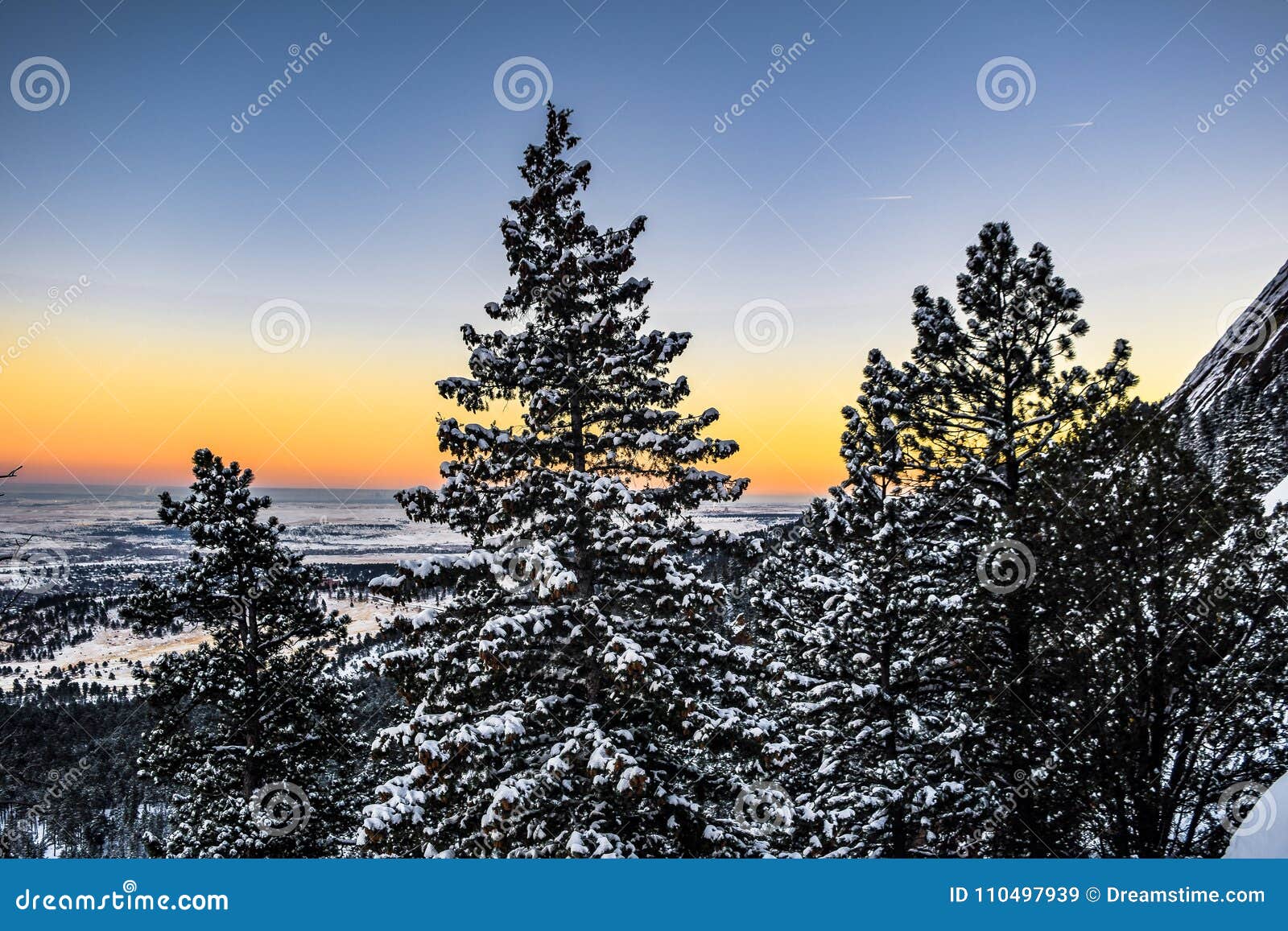 Sunrise in Phoenix, Arizona Stock Image - Image of peak, nature: 110497939