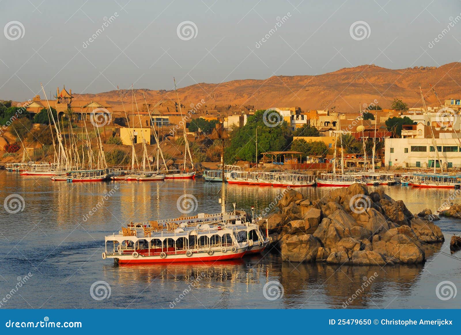 Sunrise on the Nile in Aswan Stock Photo - Image of golden, boat: 25479650