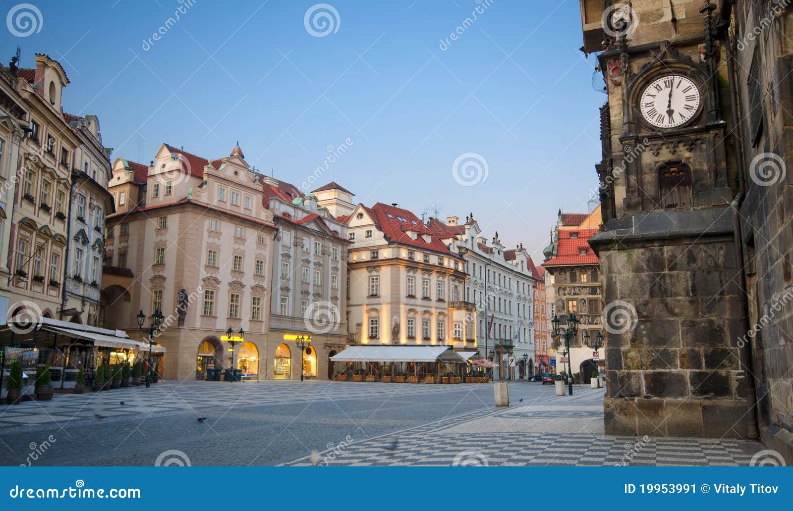 Sunrise at Old Town Square, Prague Editorial Photo - Image of mesto ...