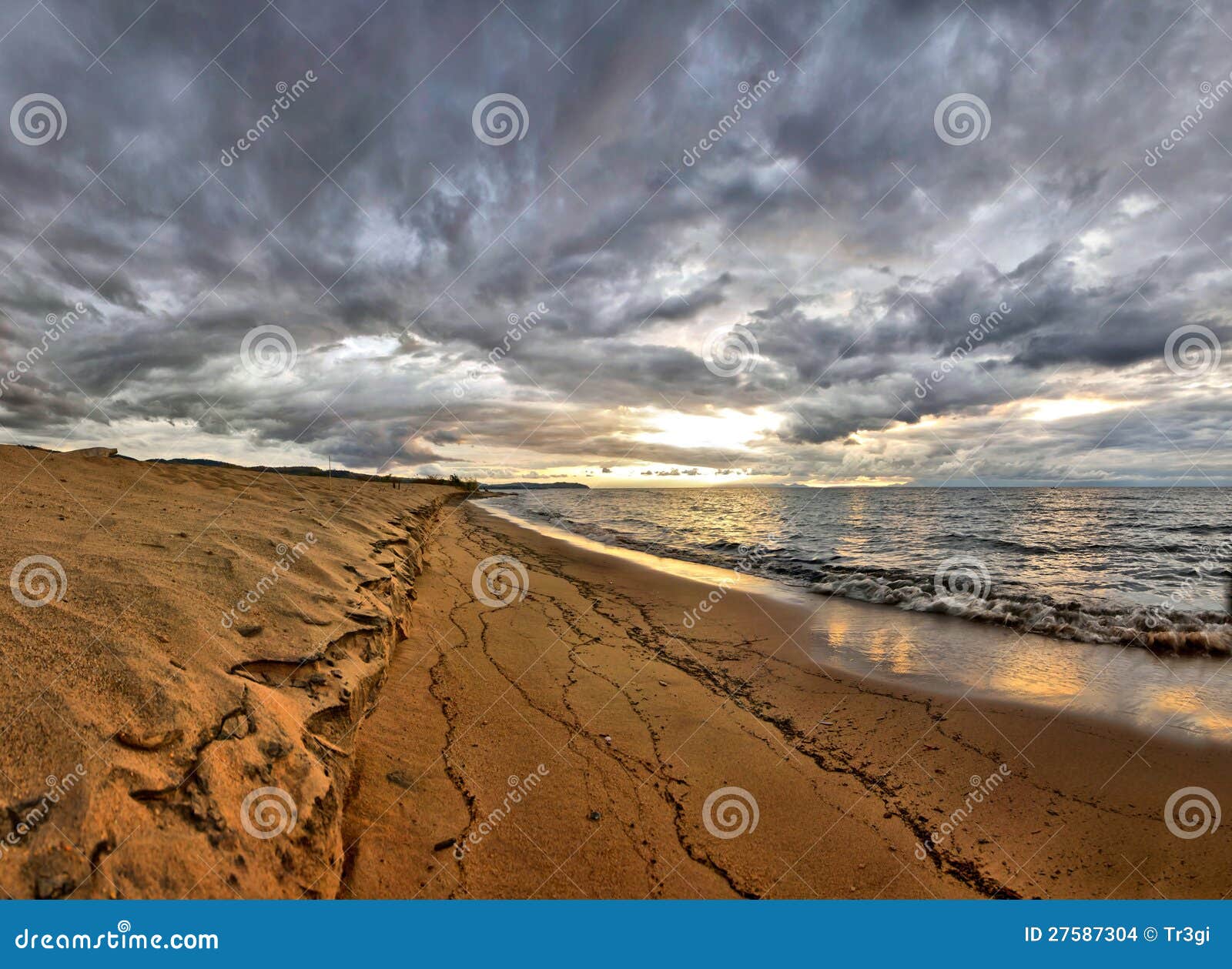 Sunrise Over Lake Malawi on Beach Stock Photo - Image of ocean, orange ...
