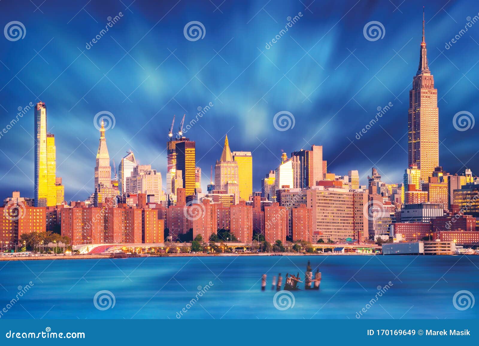 Sunrise Over Skyscrapers of Central New York Stock Image - Image of ...