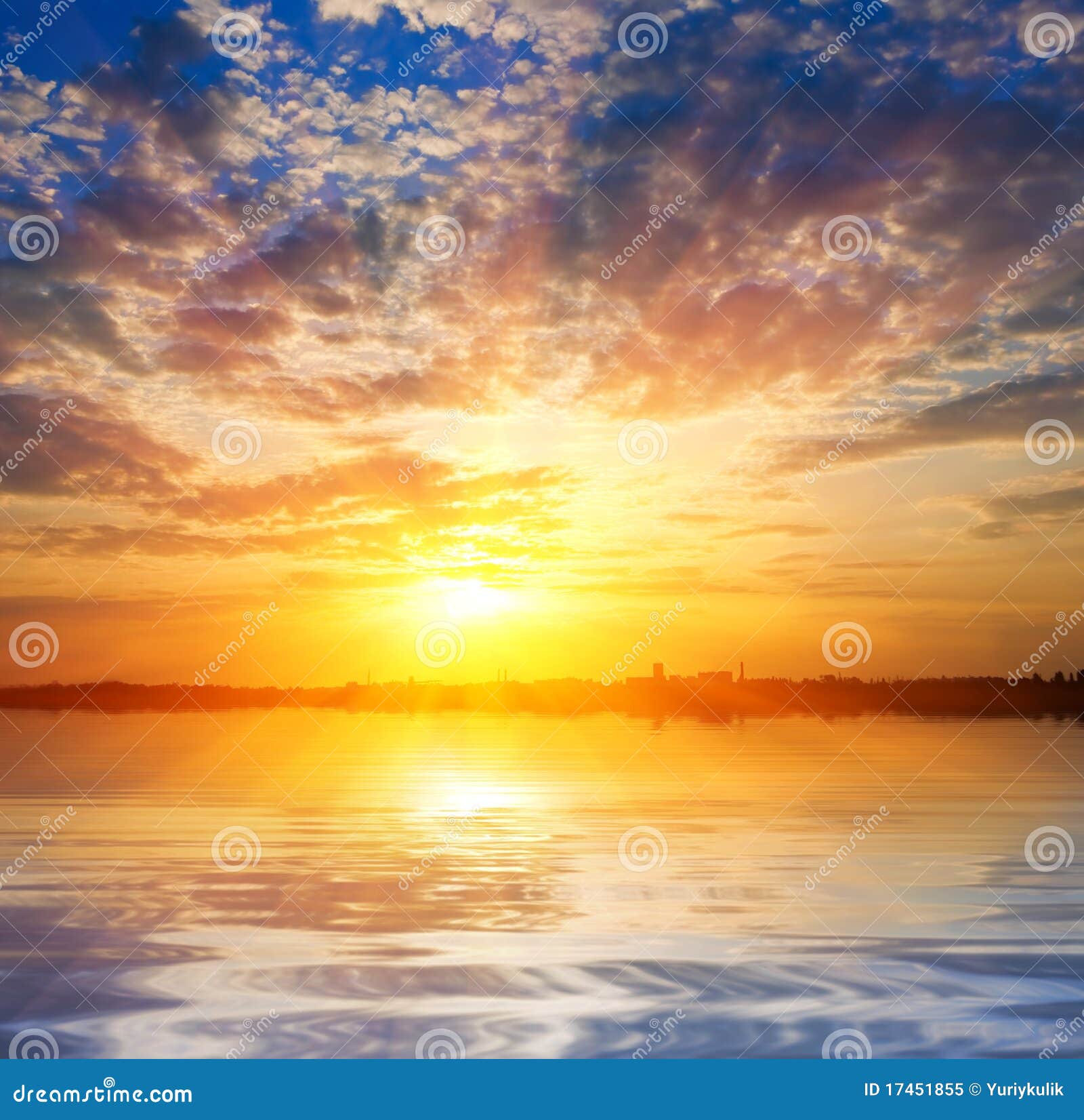 147,223 Sunrise Over Water Stock Photos - Free & Royalty-Free Stock ...