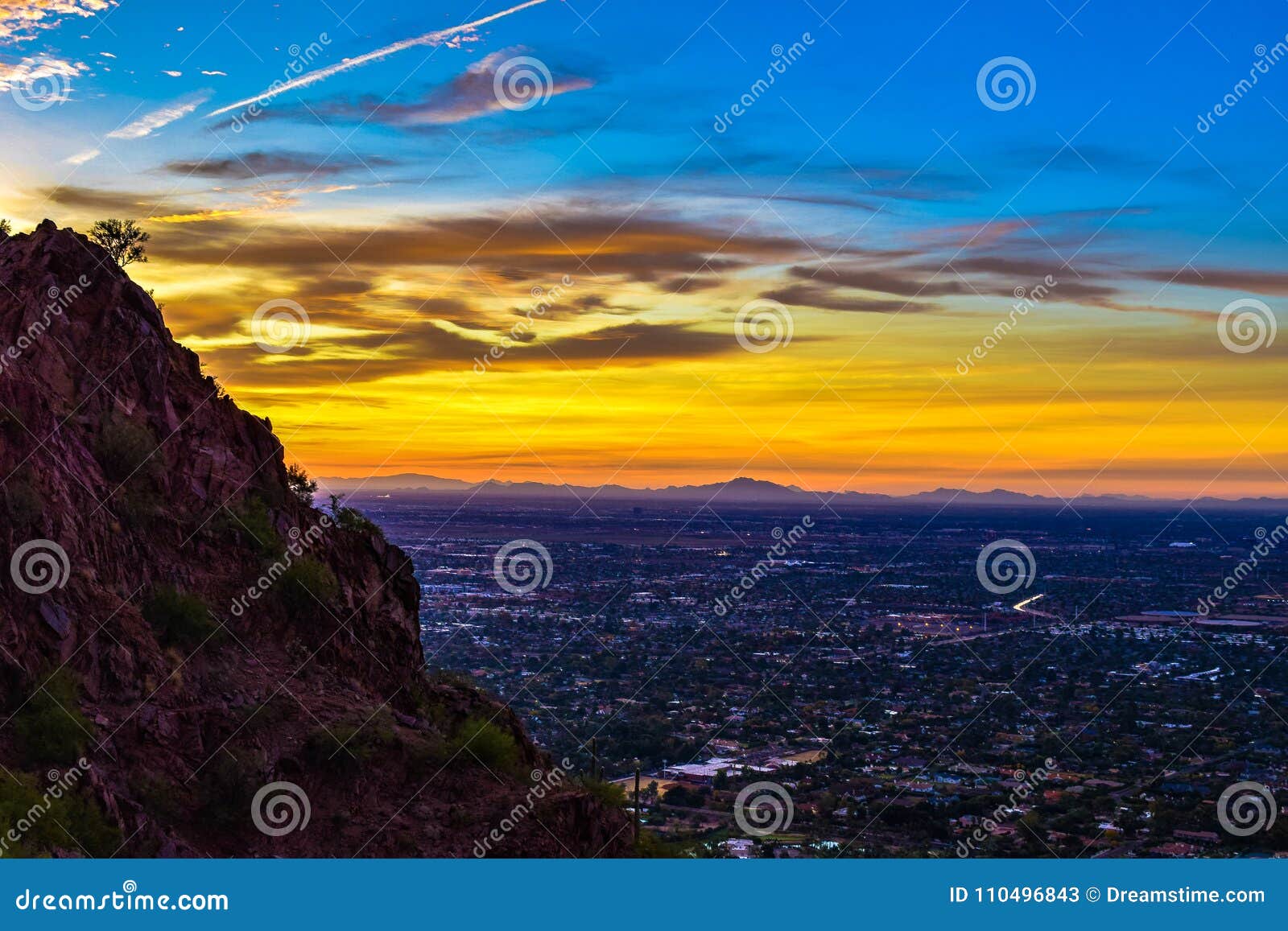 Sunrise in Phoenix, Arizona Stock Image - Image of park, blue: 110496843