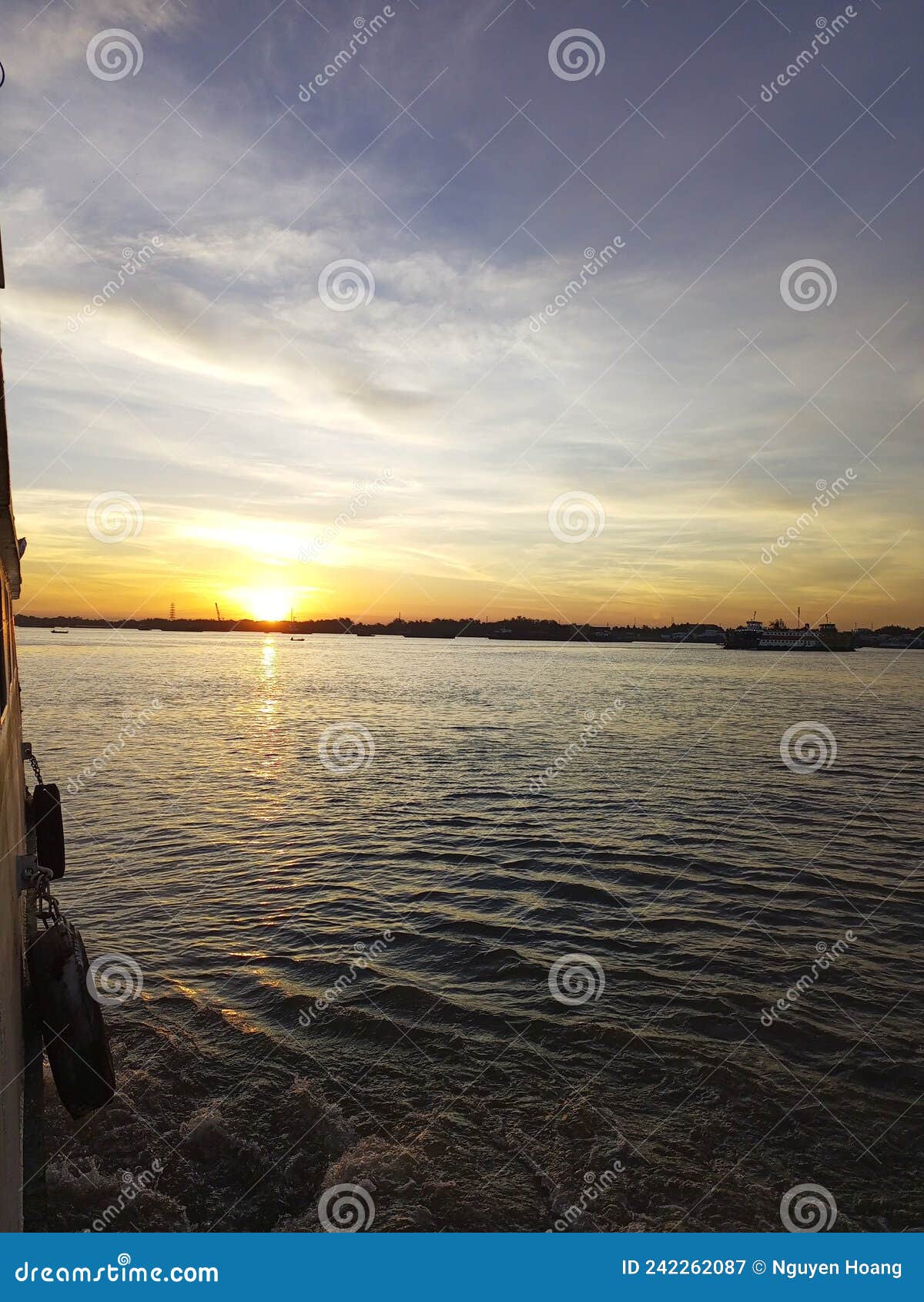 Sunrise on the river stock image. Image of sunlight - 242262087