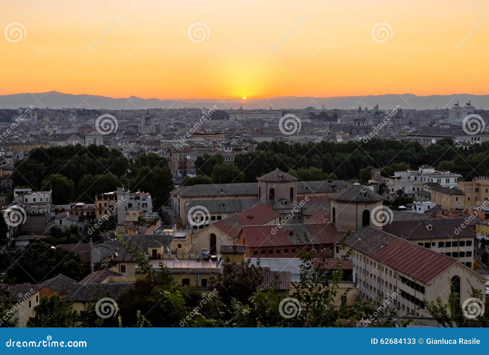 Sunrise in Rome stock image. Image of monuments, lights - 62684133