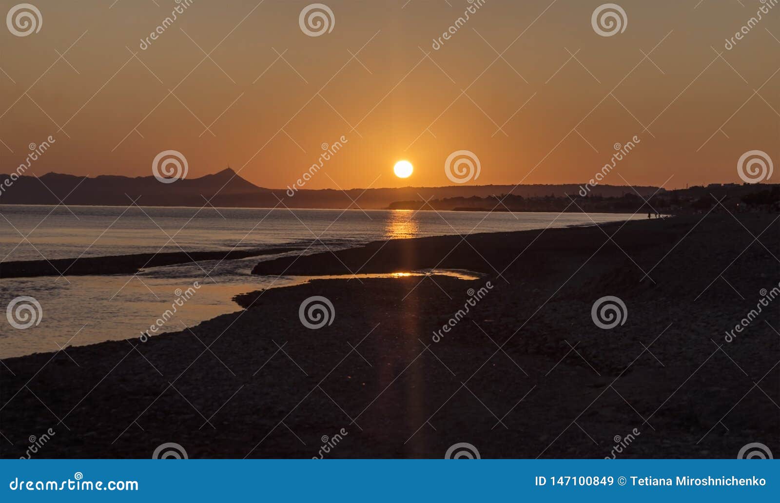 Sunrise at the Seaside of Crete Stock Image - Image of coast, light ...