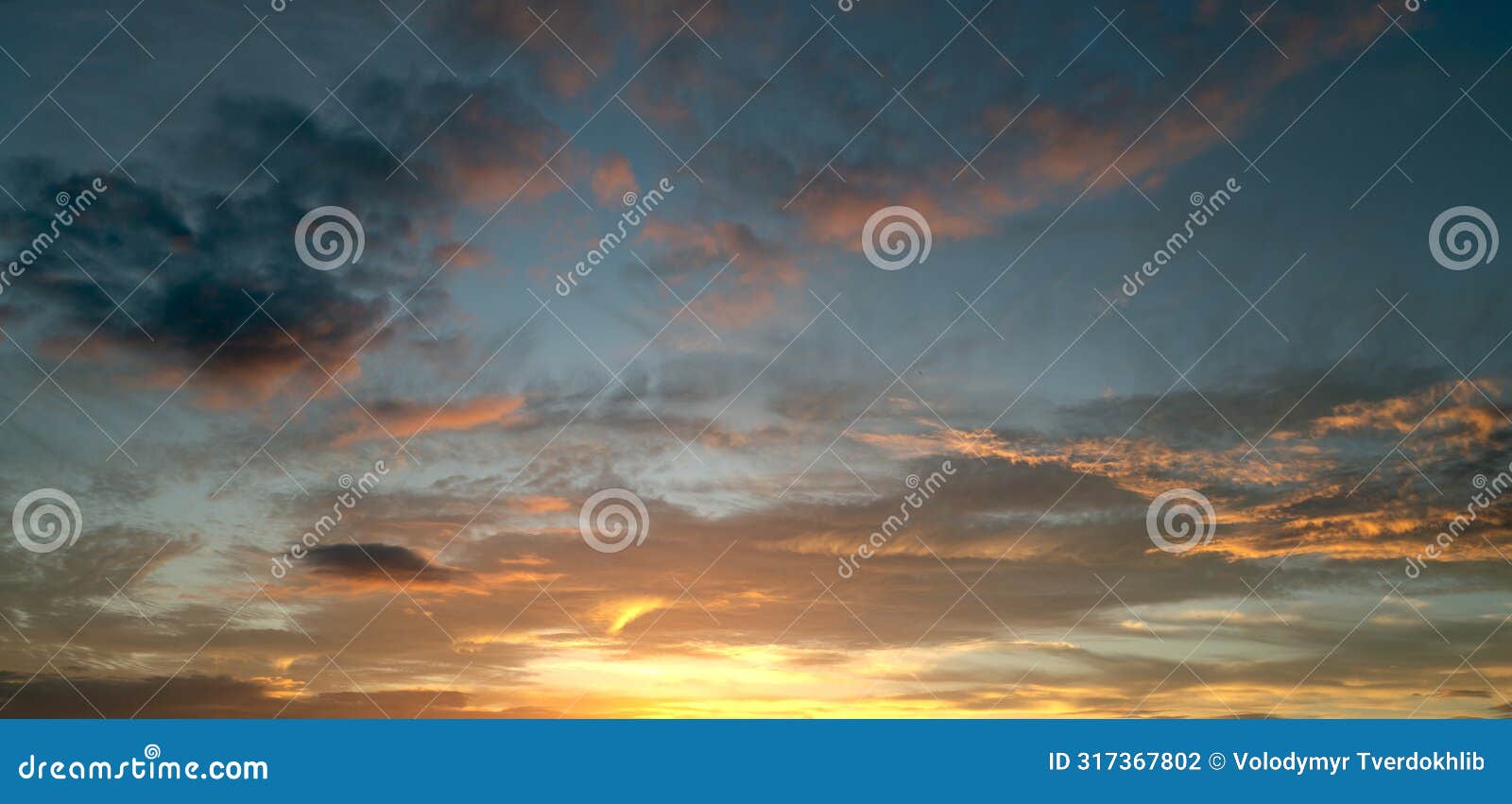 Sunrise Sky with Clouds. Sunset Sky on Twilight in the Evening with Sunset. Cloud Nature Sky ...