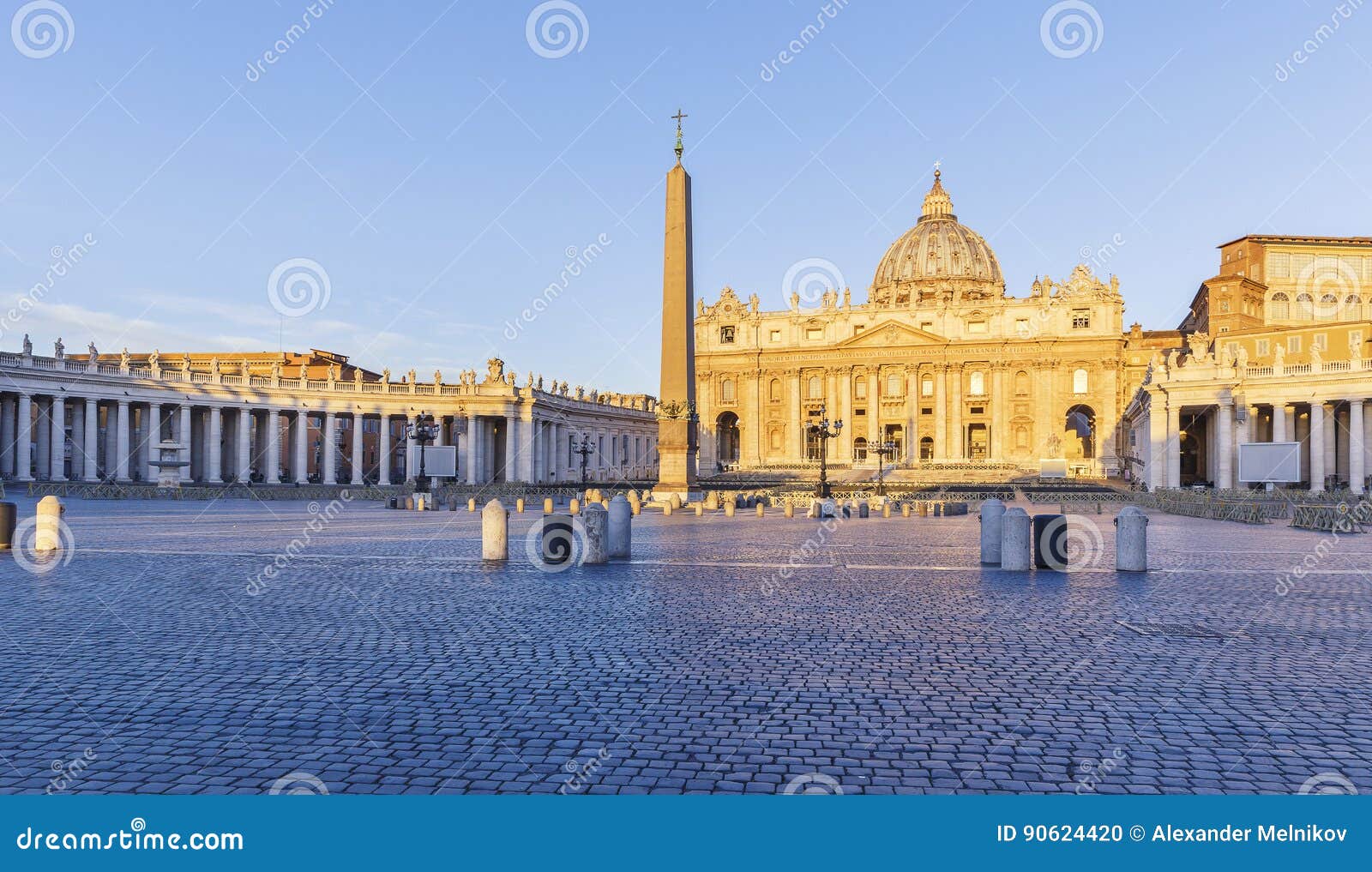 Sunrise in St. Peter`s Square in the Vatican Editorial Image - Image of ...