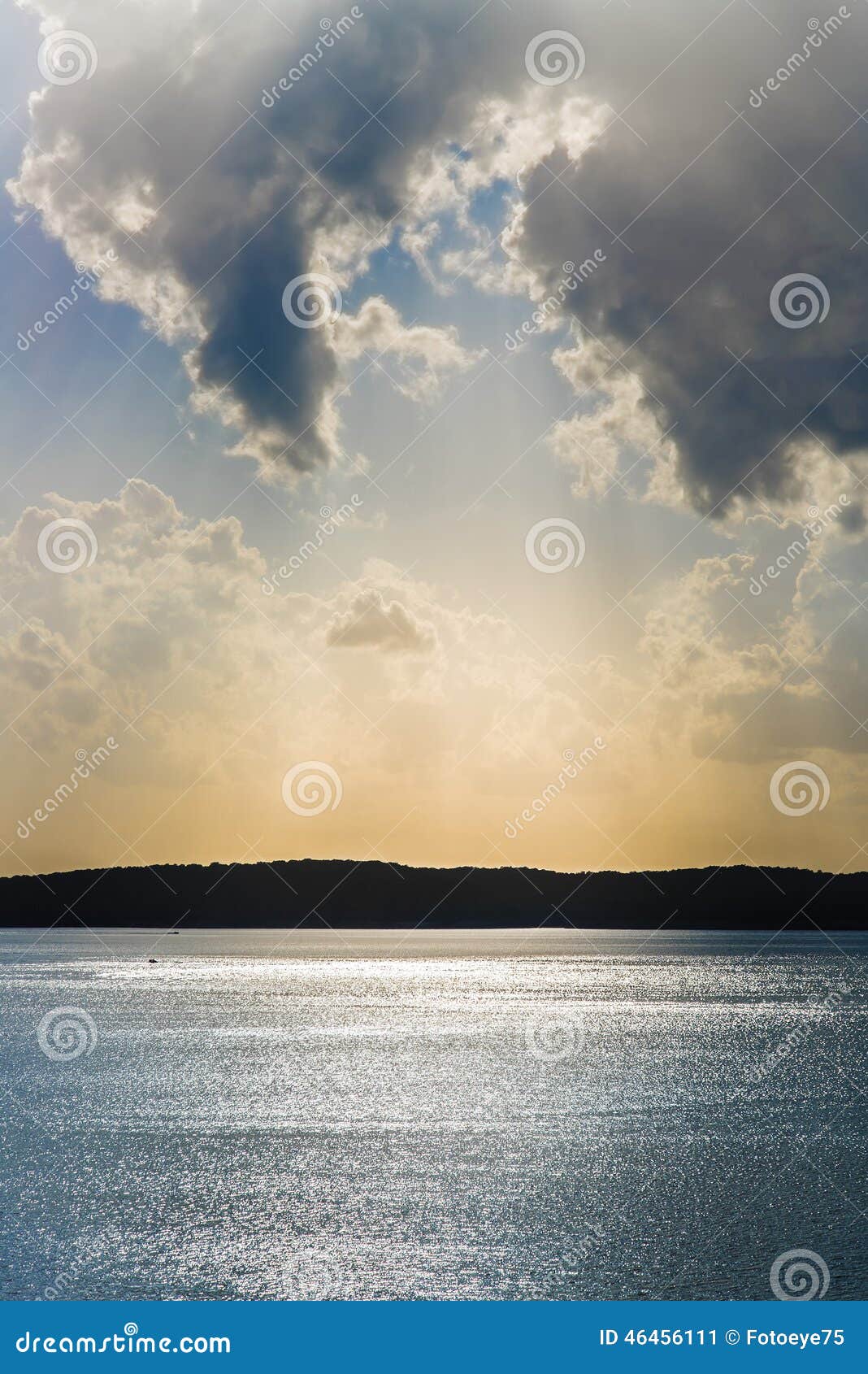 Sunrise / Sunset Light Rays Over Lake Stock Image - Image of glow ...