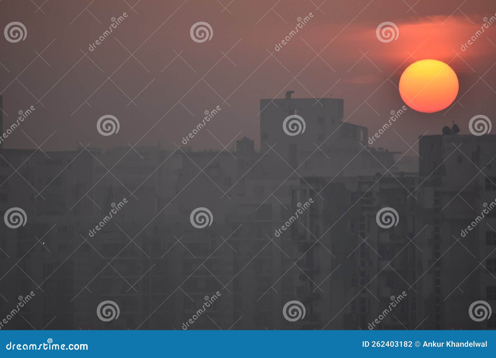 Sunrise & Sunset in the Millennium City. Night View of Metropolis Stock ...