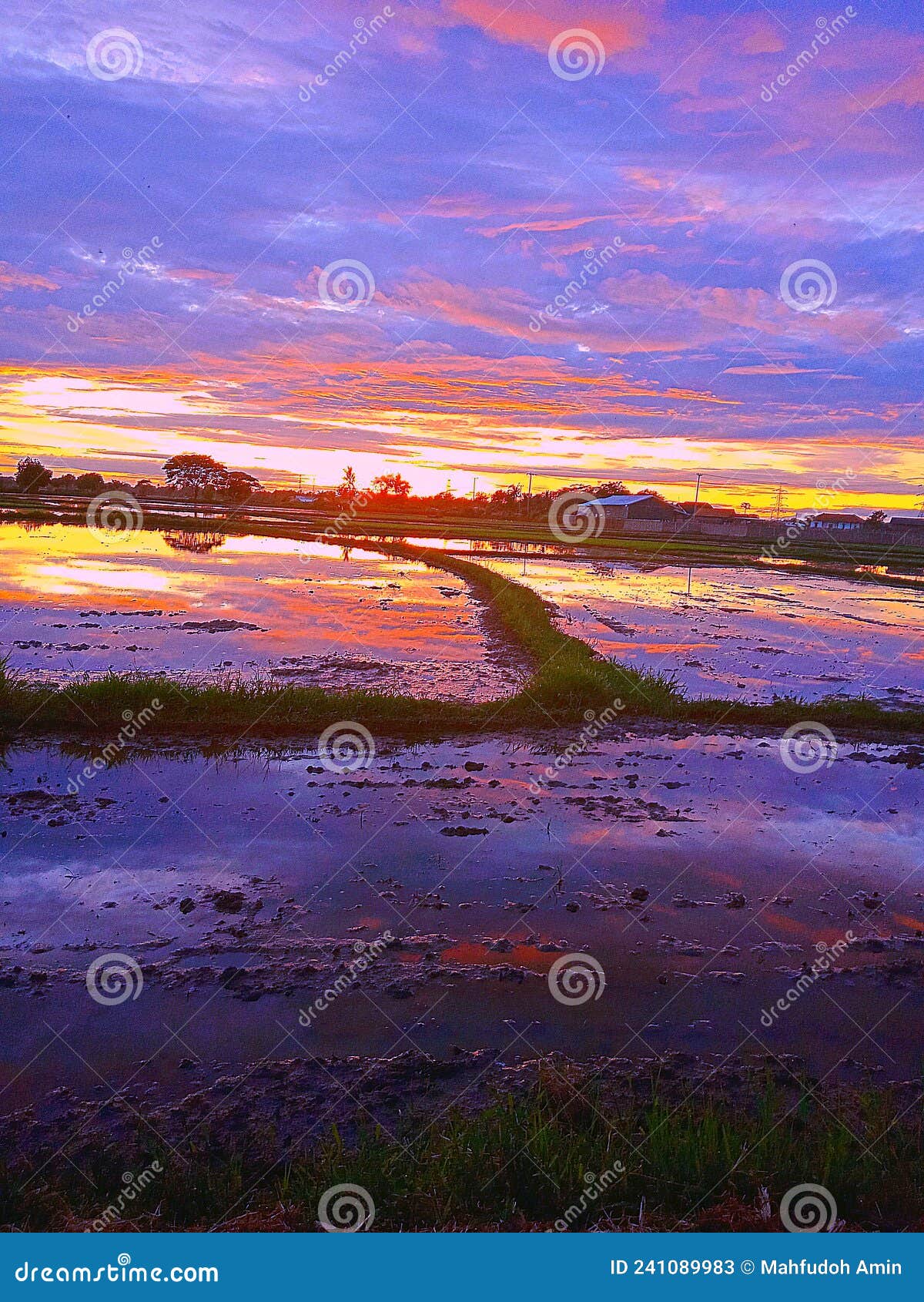 Sunrise in Tasikardi Banten Stock Image - Image of dusk, view: 241089983