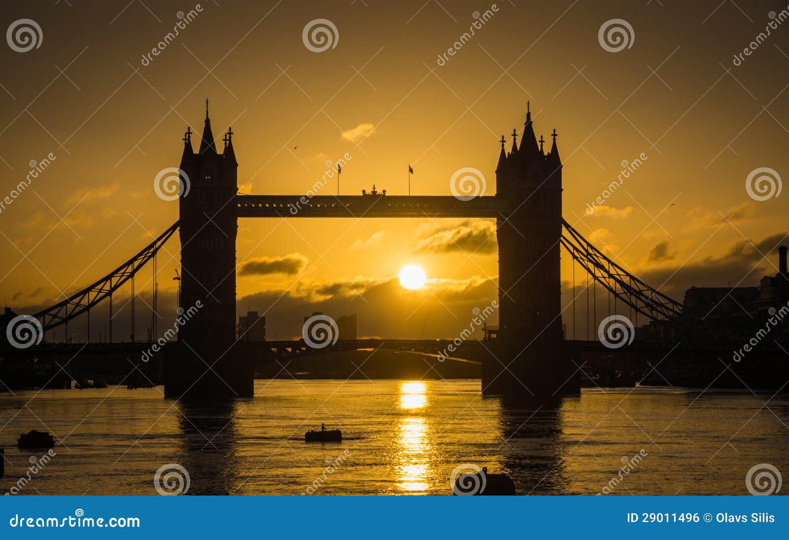 Sunrise at Tower Bridge stock photo. Image of downtown - 29011496