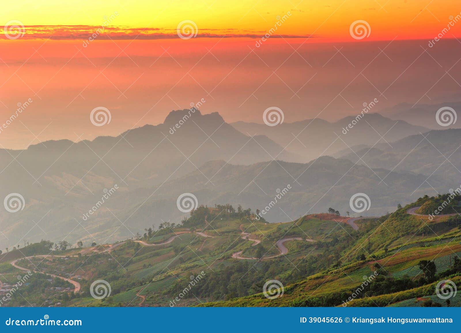 Sunrise from View Point of Phutabberk Stock Photo - Image of horizon ...
