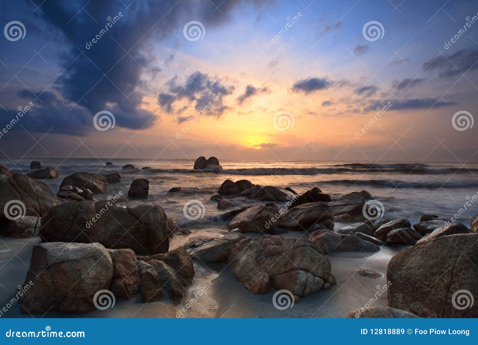 Sunrise View at Seaside Kuantan Malaysia Stock Image - Image of sunrise ...