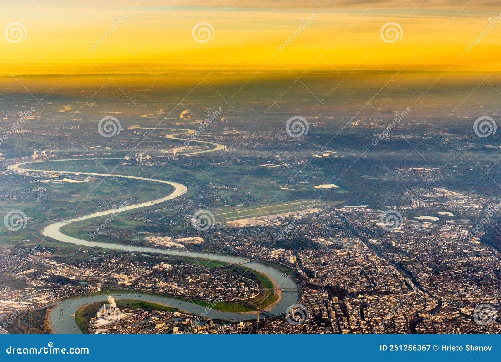 Sunset Aerial View of Dusseldorf Rhein River with Bridge in Germany ...