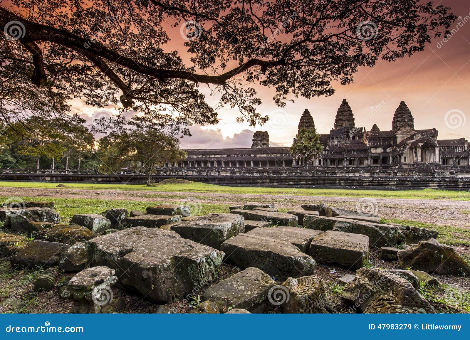 Sunset at Angkor Wat stock image. Image of cambodia, asia - 47983279