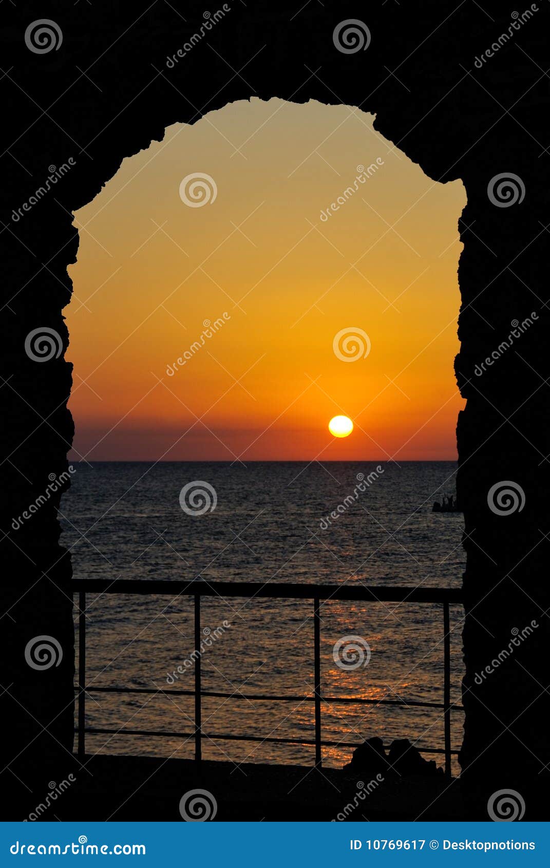 Sunset Arch stock image. Image of sundown, arch, view - 10769617