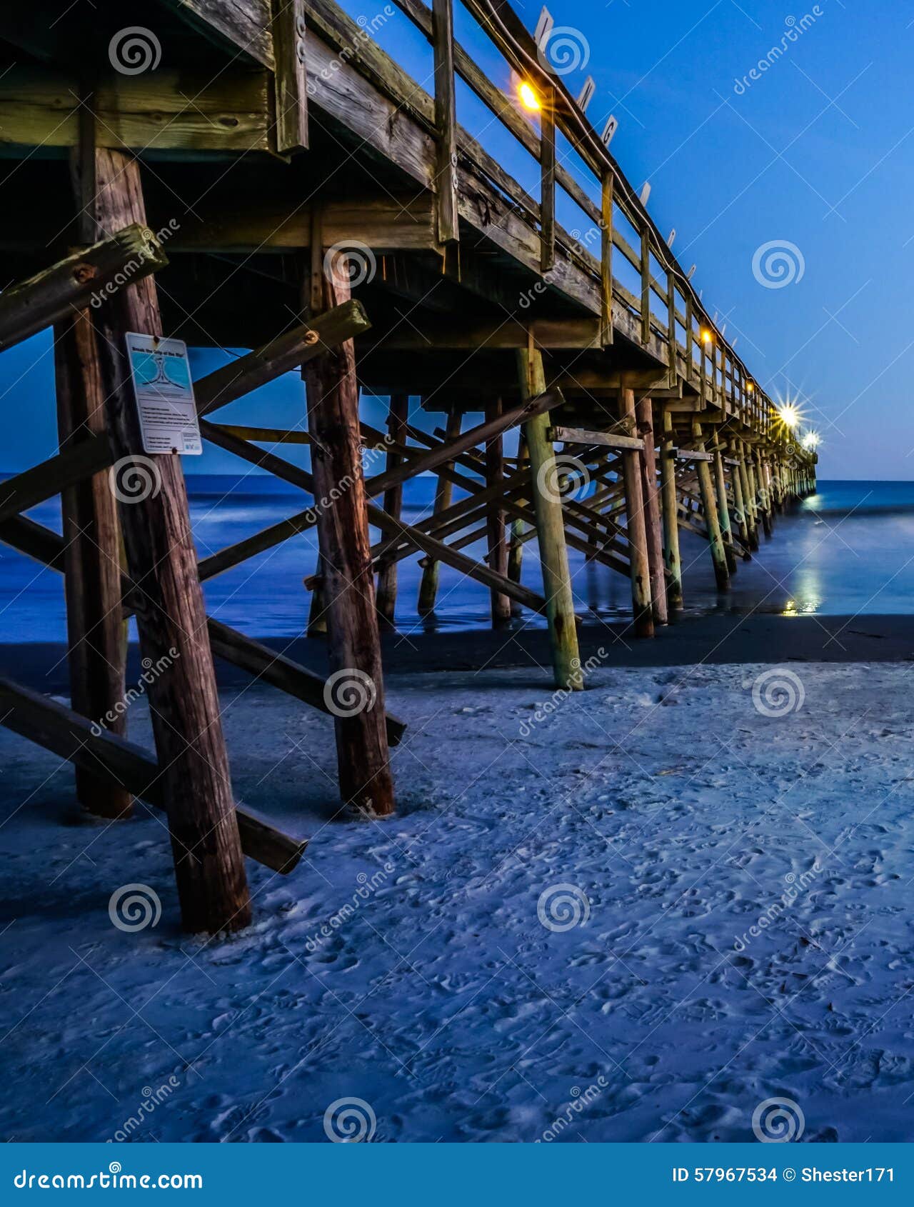 Sunset Beach fishing Pier editorial stock image. Image of fish - 57967534