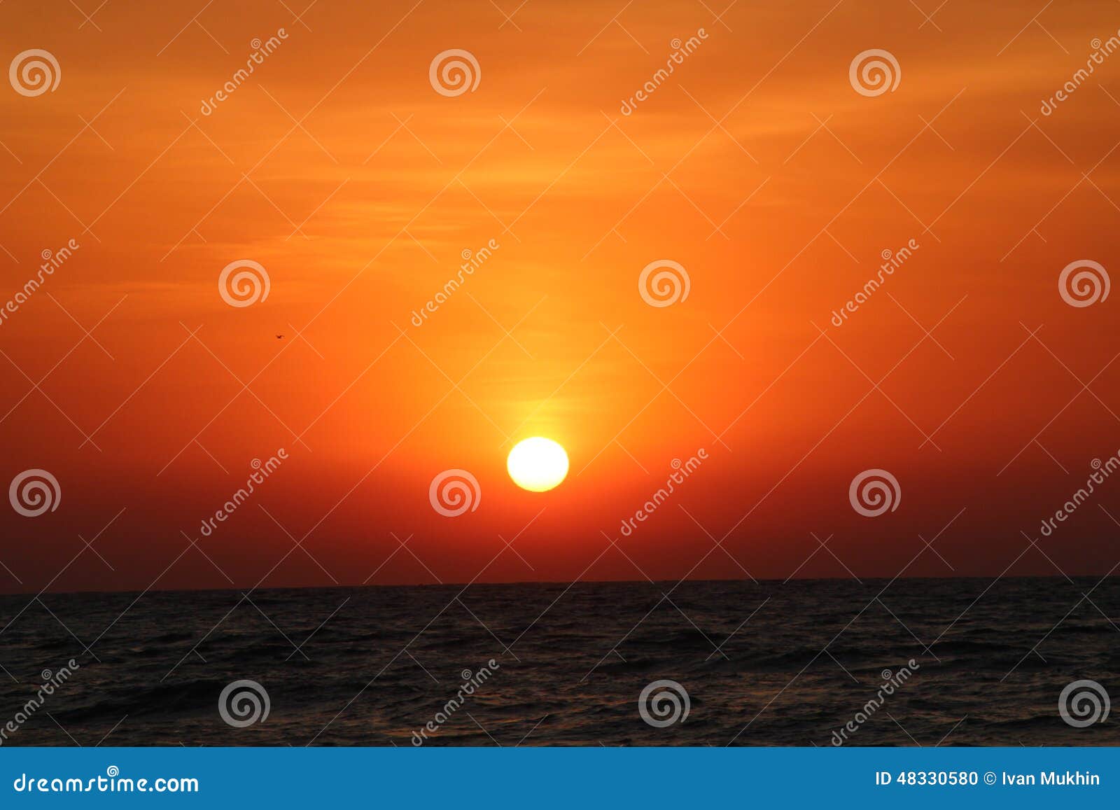 Sunset Beach, red light stock photo. Image of heat, coastline - 48330580