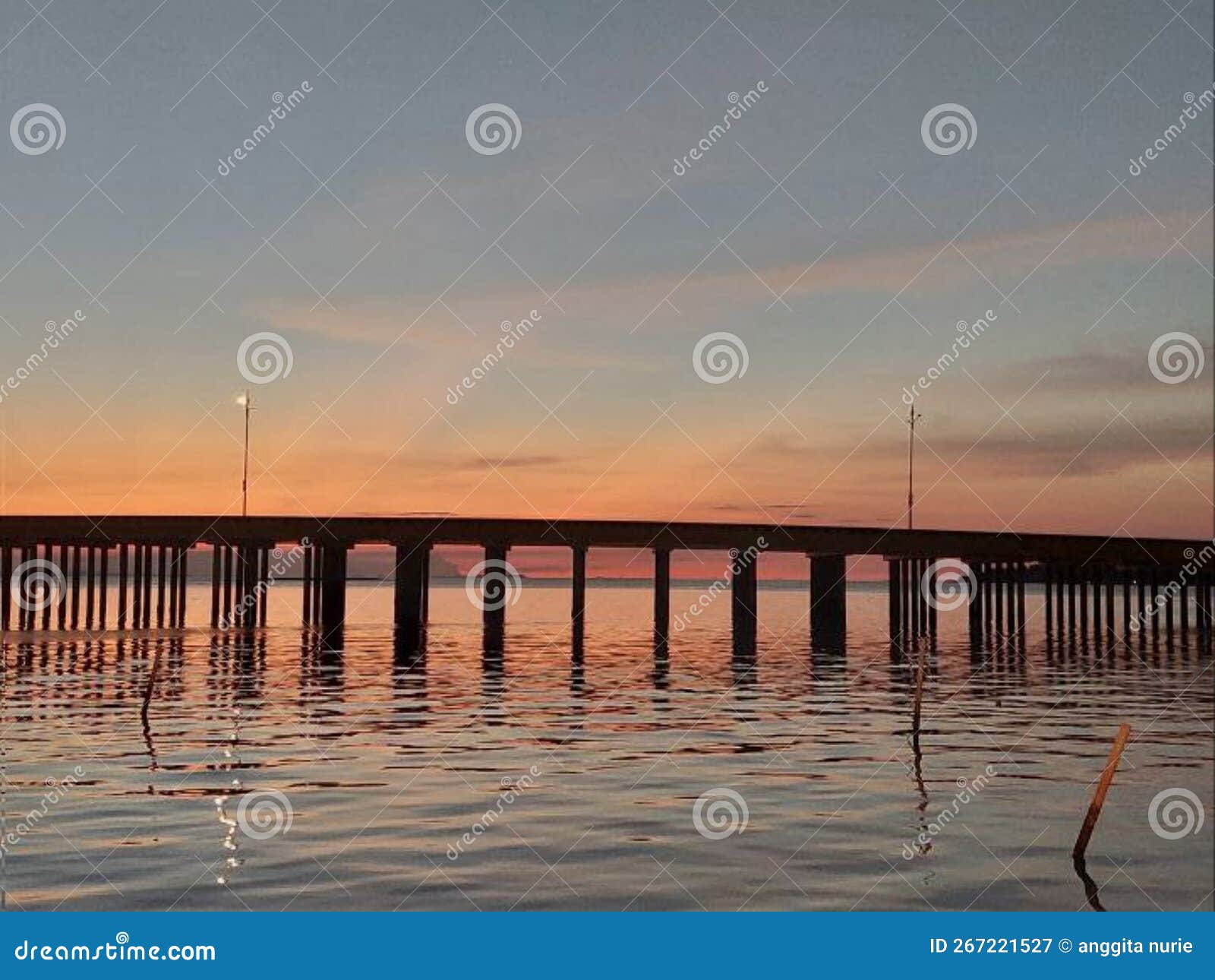 Sunset in Beautiful Bridges Stock Image - Image of dawn, afterglow ...