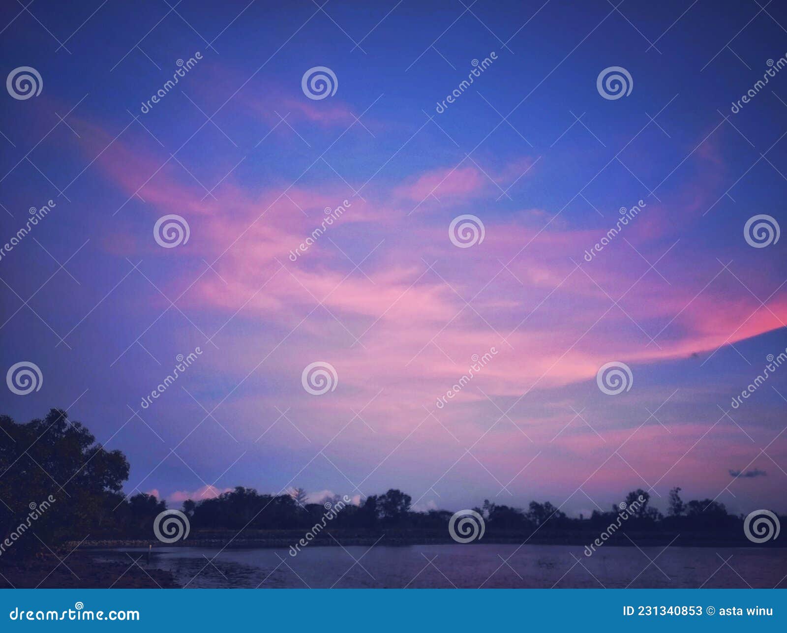 Sunset with Beautiful Colors Stock Image - Image of afterglow, ocean ...