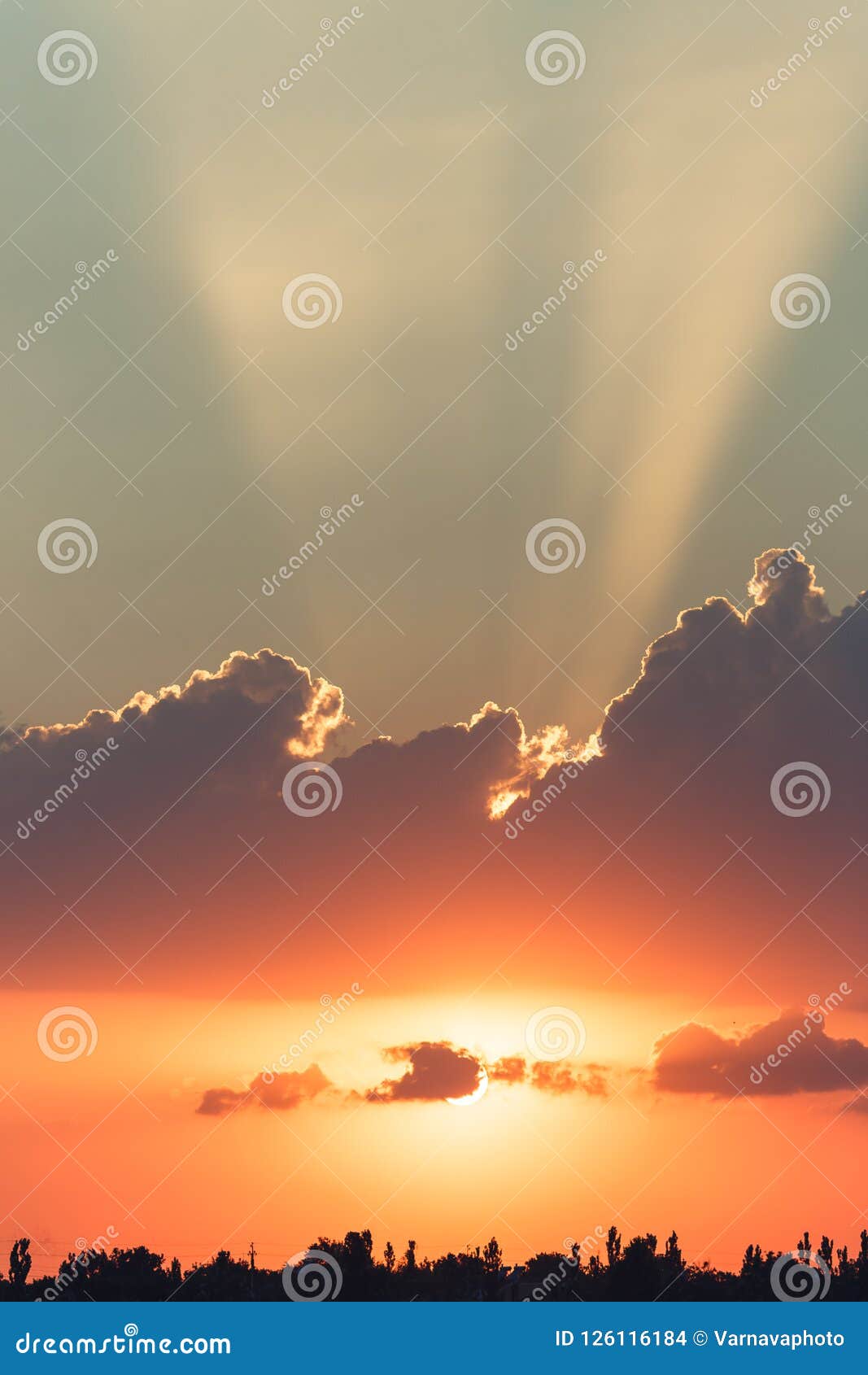 Sunset with Beautiful Sun Rays. Stock Photo - Image of season, sunshine ...